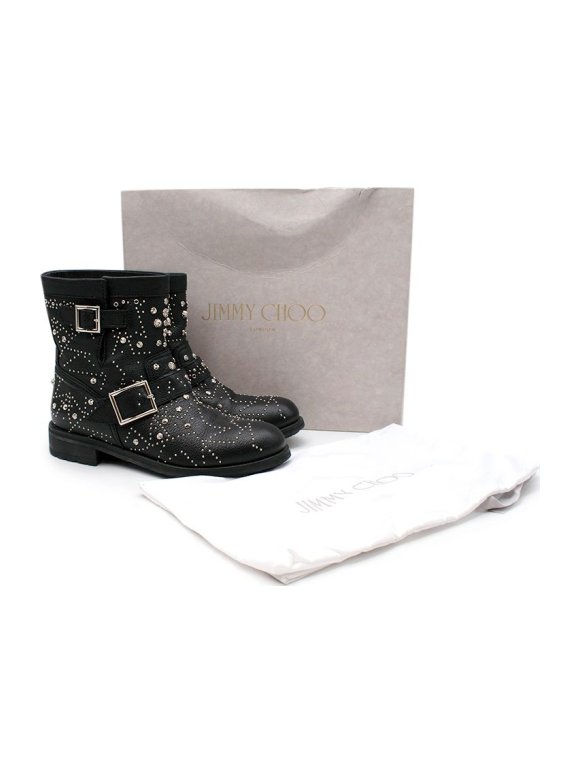 Outlet | Hardly Ever Worn It