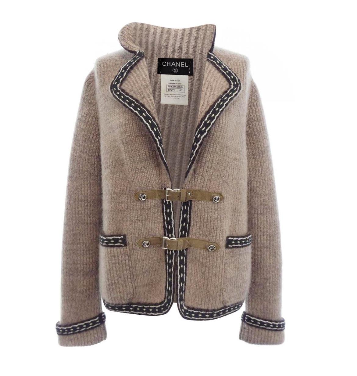 Chanel Beige Cashmere Jacket with Buckle Detail | S | Hardly Ever Worn It