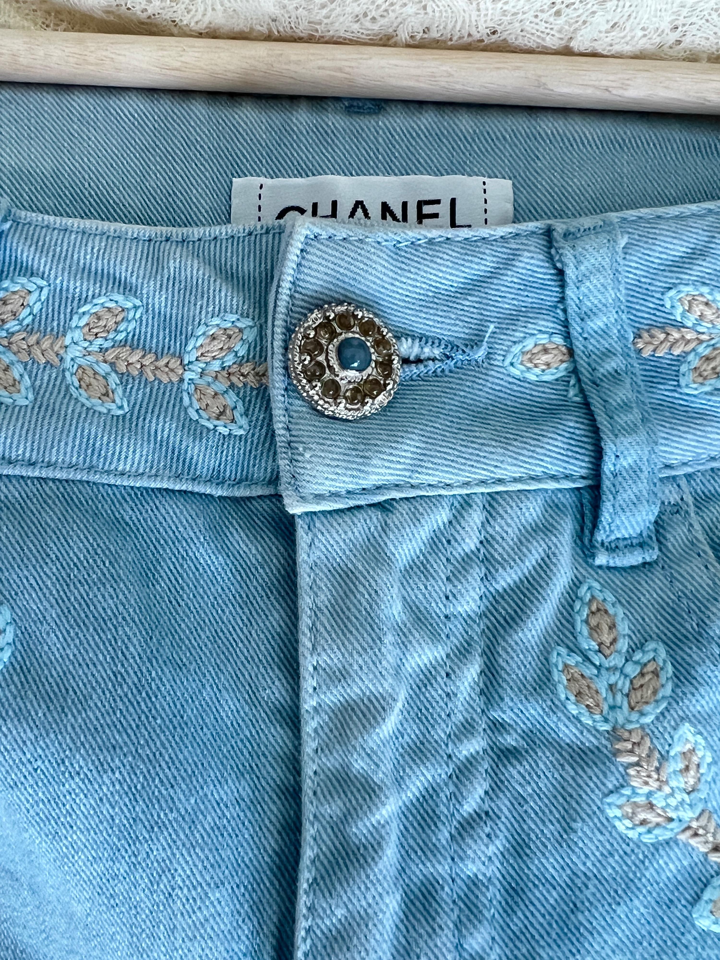 Chanel French Riviera Collection Light Wash Jeans | XS | Hardly Ever ...