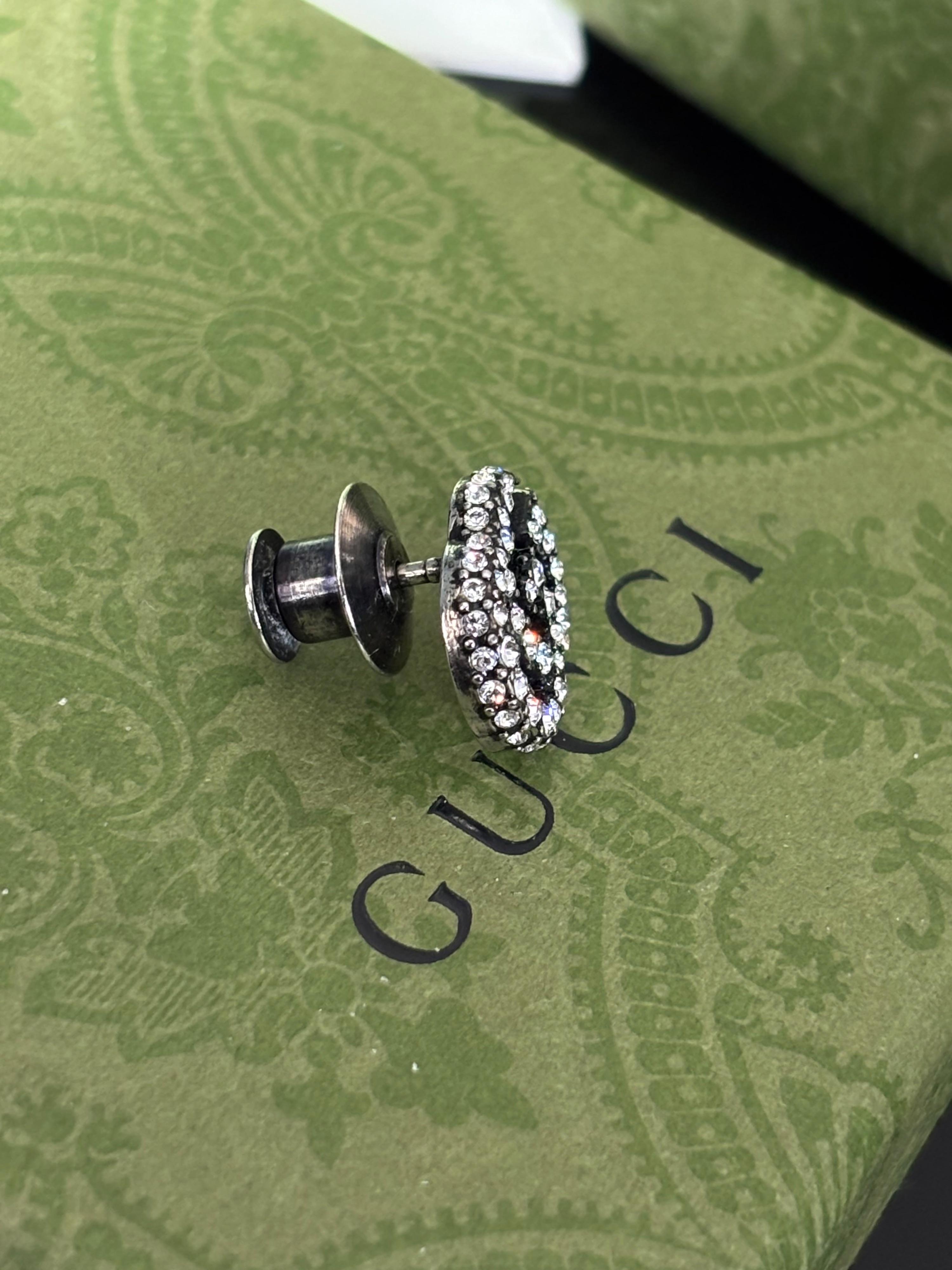 Gucci Crystal GG Pin Brooch 1.5cms | One Size | Hardly Ever Worn It