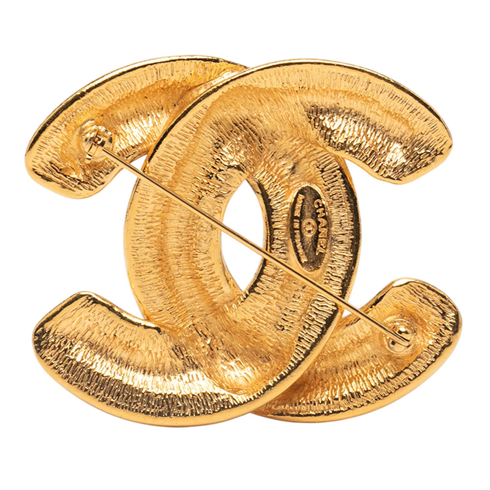 Chanel CC Gold Plated Quilted Brooch | One Size | Hardly Ever Worn It